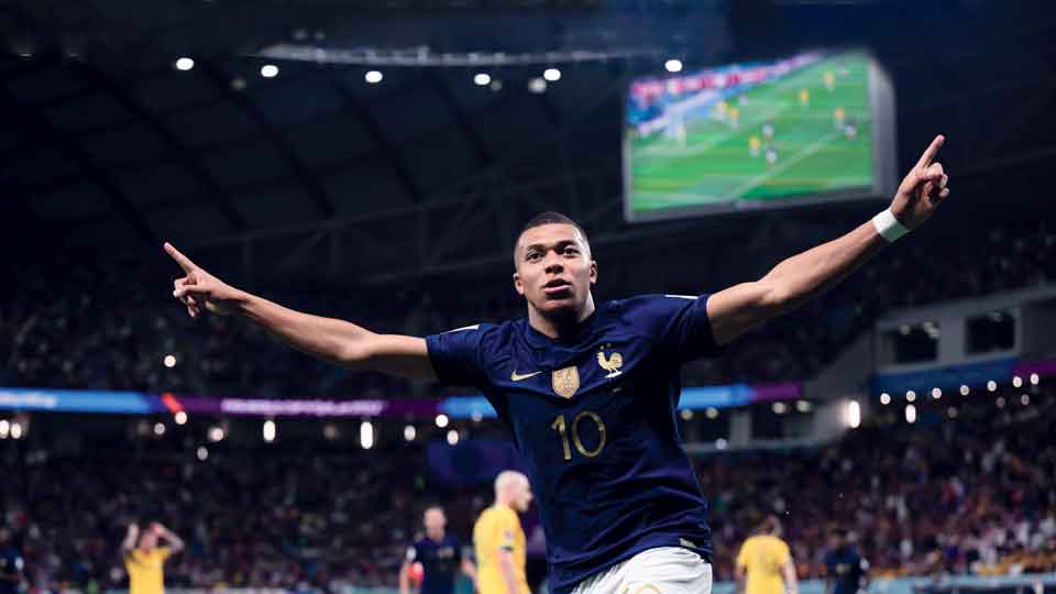 Football Super hero Kylian Mbappe: யார் இந்த கிலியான் பப்பே? - Wow தமிழா!